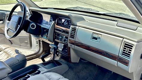 Auction 42k Mile 1995 Jeep® Grand Cherokee Limited 4×4 Moparinsiders