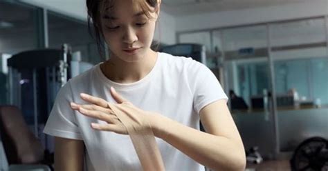 신민아 디바 촬영 현장에서도 우아한 테이핑 숨 막히는 아름다움 [★shot ]