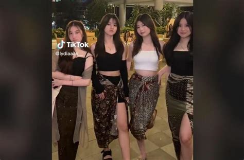 Lihat 4 Ba Esports Cantik Lagi Pose Bareng Netizen Memang Pemersatu