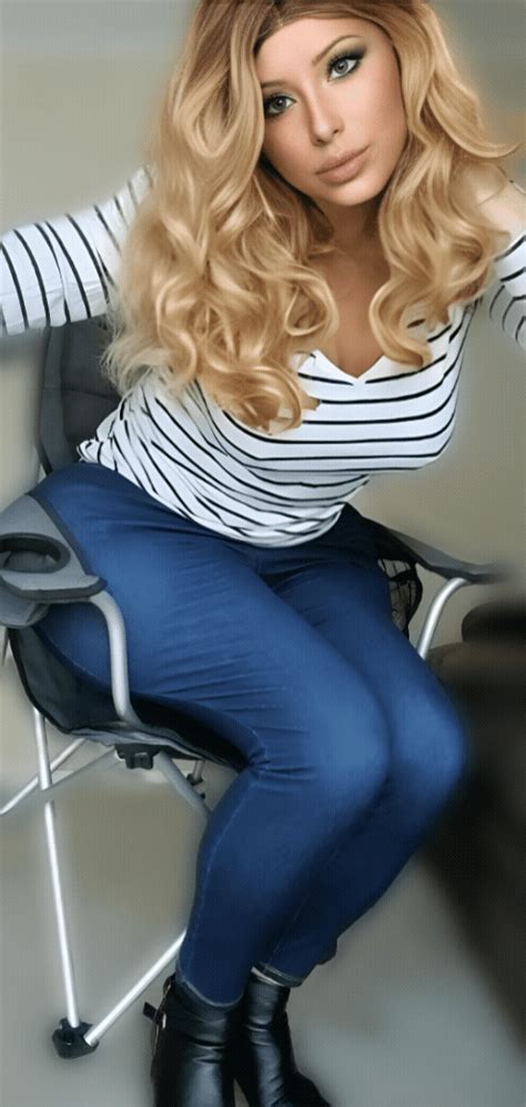 Butt Stuck Chair Lift By Sammiewammie2 On Deviantart