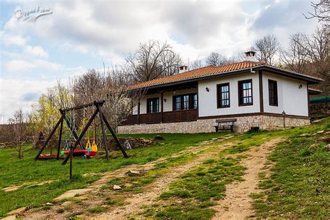 Село Беломъжите габровско място за щастие в 4 измерения Друми в думи