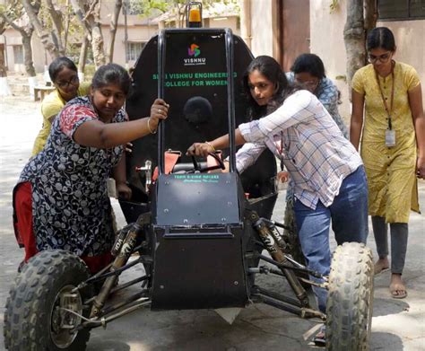 Breaking Biases Surge In Female Babes Going For Mechanical Engineering