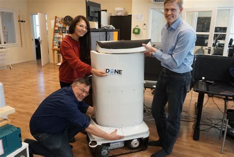 Vasaföretaget Done Robotics Har Utvecklat Robotar Som Desinficerar Rum Inomhus Vaasa Insider