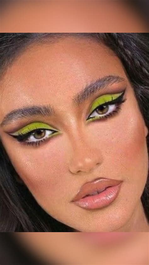 Discover 8 Neon Makeup Looks And Makeup Looks Ideas Eye Makeup