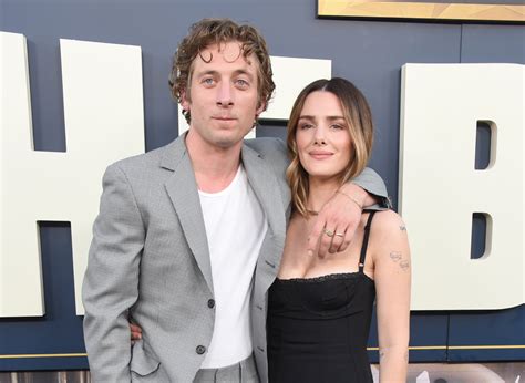 The Bear How Jeremy Allen Whites Real Life Wife Feels About Her