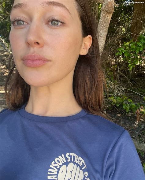 Alycia Debnam Carey Nude Onlyfans Leaks Fappening Fappeningbook