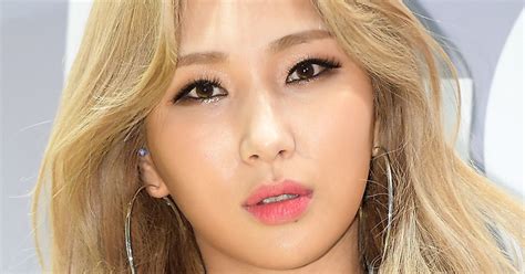 포토엔hd 자이언트핑크 금발 미녀