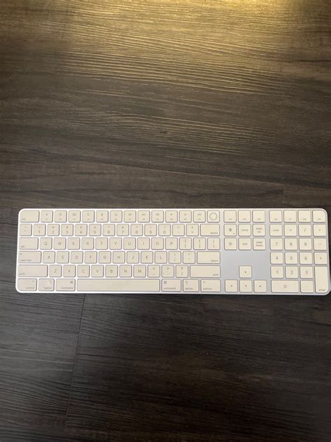 Magic Keyboard With Touch Id And Numeric Keypad For Mac Models With Apple Silicon Us English