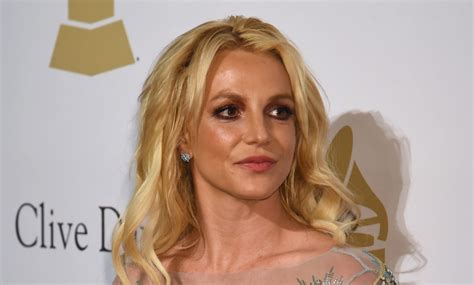 Britney Spears Denies Hotel Fight With Bf Shares What Happened