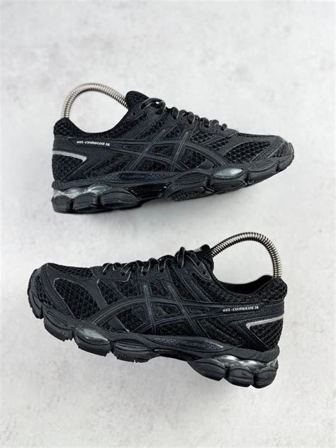 Кросівки Asics Gel — ціна 757 грн у каталозі Кросівки Купити жіночі речі за доступною ціною на