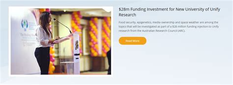 Html Bootstrap Carousel Item Content In Two Seperate Div Horizontally