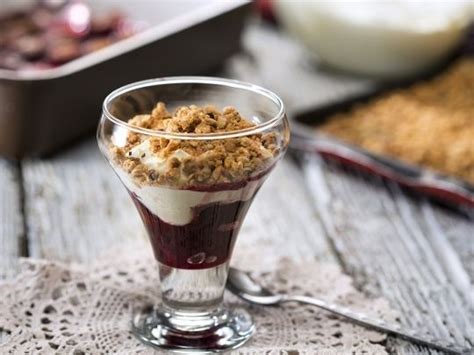 Печени сини сливи с крем от маскарпоне Recipe Desserts Dessert Recipes Recipes