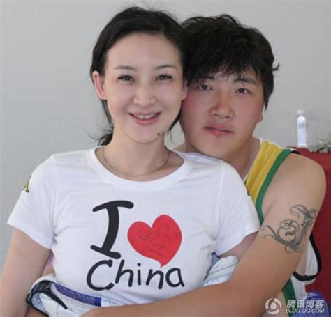 孙楠买红妹亲密家居照 组图 娱乐凤凰网