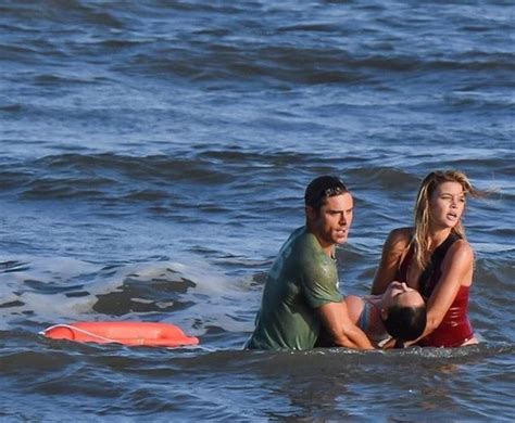Production Stills Baywatch Remake Wikia Fandom