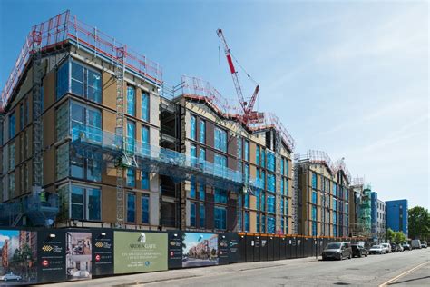 6 Reasons Why Companies Are Choosing Mcwps As A Scaffolding Alternative • Bft Mast Climbing