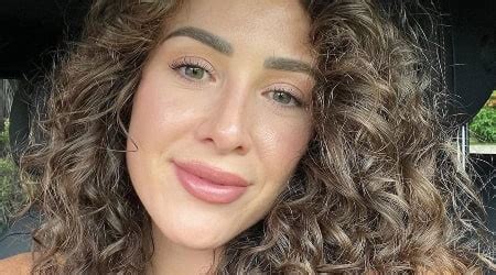 Courtney King Height Weight Age Boyfriend Facts Family