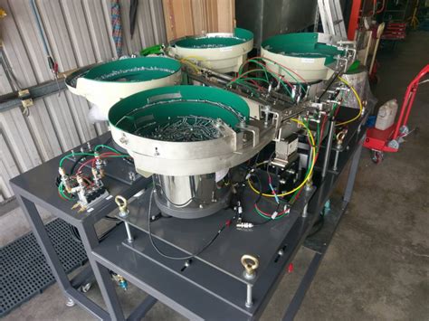 螺絲包裝機螺絲送料包裝機螺絲收料專用機 自動送料機包裝機收送料機構台中彰化自動送料機廠 彰葳精機有限公司