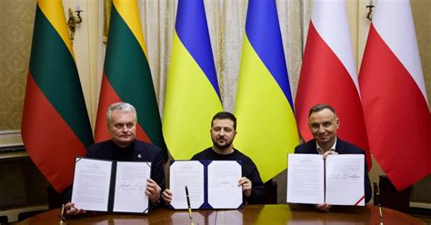 Полша е готова да изпрати танкове Леопард на Украйна