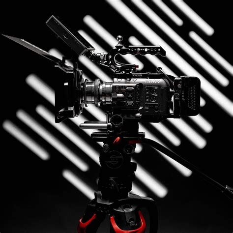 Instagram Our Mini 99 V Mount Is Compact Lightweight And Has Two D Tap And One Usb Output