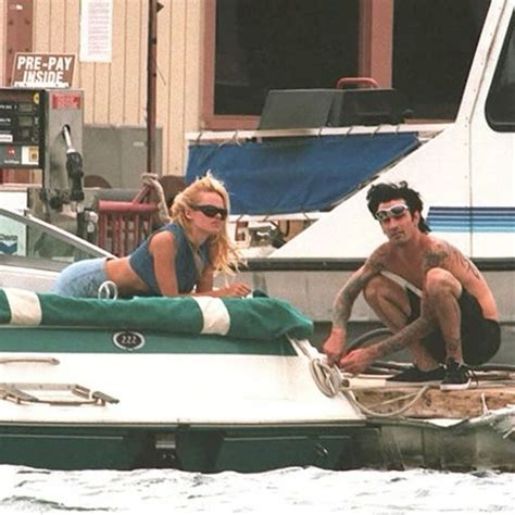 Pamela Anderson 90s In 2025 Pamela Anderson Photos Pam And Tommy Pamela Anderson