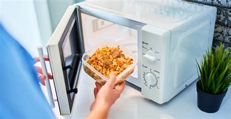 How To Use Your Microwave Oven Right Dos And Donts Microwave Tips