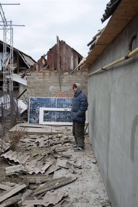 Міська рада показала фото наслідків нічних обстрілів Нікополя Новини Нікополя «Прихист