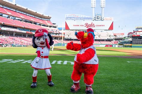 Want Cincinnati Reds Opening Day Tickets Theres Only One Way To Get
