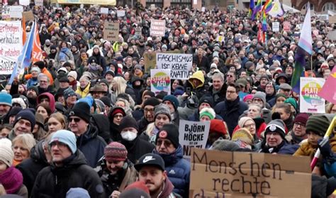‘nazis Out Hundreds Of Thousands Protest Against Germanys Far Right