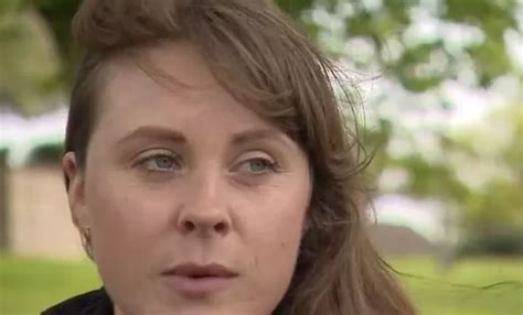 Rebecca Barkers Instagram Twitter And Facebook On Idcrawl