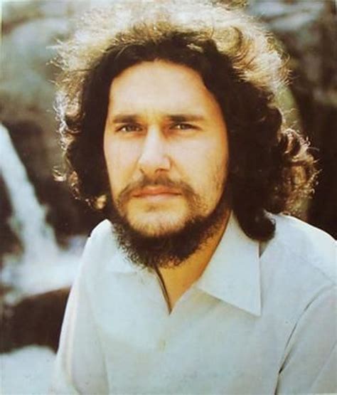 Luís Emilio Batallán Presenta En Santiago Y Ourense Las Canciones De Su