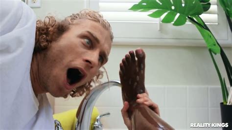 Reality Kings Wash My Girls Tight Body With Some Extras Eporner