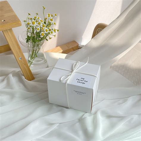 주핑거데이 가정의달 어버이날 어린이날 스승의날 꽃다발 선물포장 On Instagram Sticker Design ⠀ 포장상자에 찰떡 쾅쾅 👍🏻 스티커 사이즈가