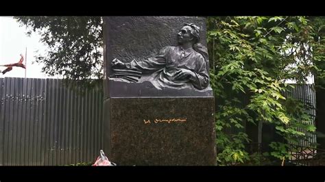 памятники Дмитрию Фурманову и Николаю Островскому Youtube