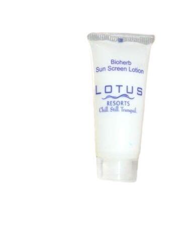 Sun Screen Lotion Color White At Best Price In Mumbai Standard