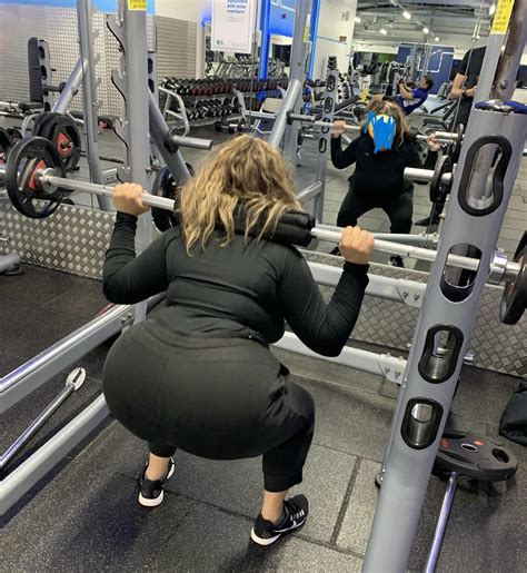 Doing Squats At The Gym Was Fun Today R Cougars And Milfs Sfw