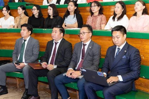 ТӨРИЙН АЛБАН ХААГЧДЫН ЦАХИМ УР ЧАДВАРЫГ ДЭЭШЛҮҮЛЭХ СУРГАЛТ ЗОХИОН БАЙГУУЛЛАА