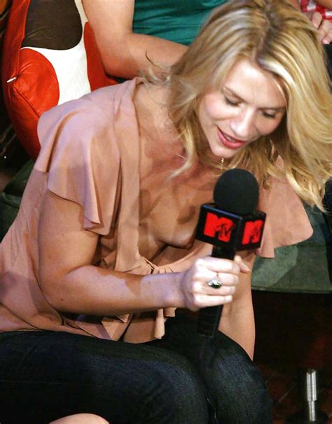 Amateur Nip Slips Porn Pictures Xxx Photos Sex Images 2096475 Pictoa