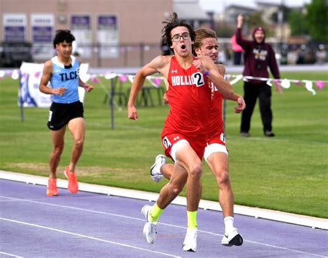 Photos From The 3200 At The 2026 Region 1 3a And 2 1a Track Meet