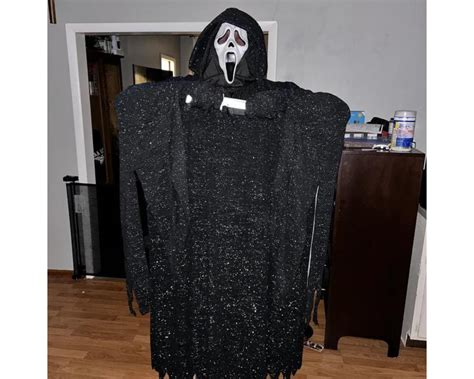 Scream 6 Halloween Glittery Robe Horror Ghostface Cloak Black Ghost