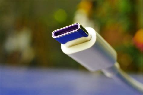 USB C In Pro AV An Overview Guide Chroma Systems Audio Visual Consultants Vancouver