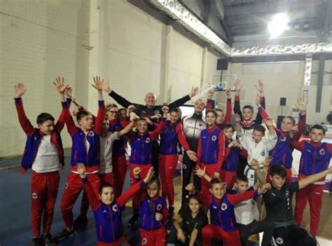 34 пернишки деца се върнаха с 33 медала в Перник от държавно първенство