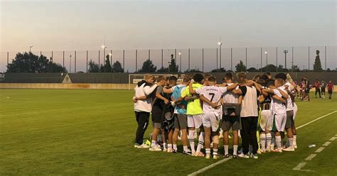 Gladbach Herausforderungen Für U19 Mit Winsley Boteli Und Co