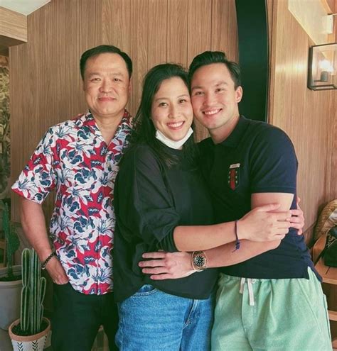 ฉลองวันเกิด 56 ปี เสี่ยหนู อนุทิน แบบเรียบง่ายในครอบครัว