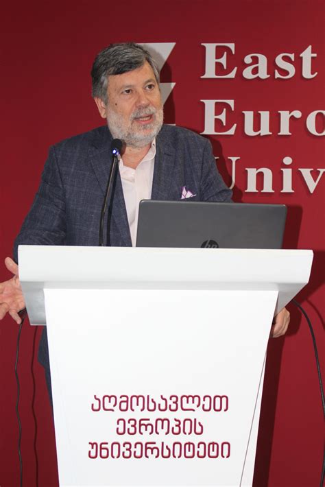 აღმოსავლეთ ევროპის უნივერსიტეტში სოციალურ და პოლიტიკურ მეცნიერებათა პანთეონის უნივერსიტეტის