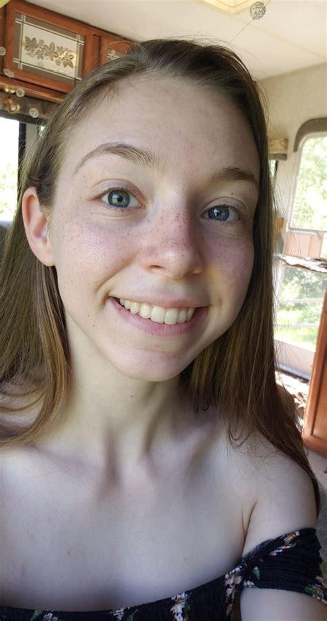 Every Day That You See A Freckled Face Is A Good Day R Freckledgirls