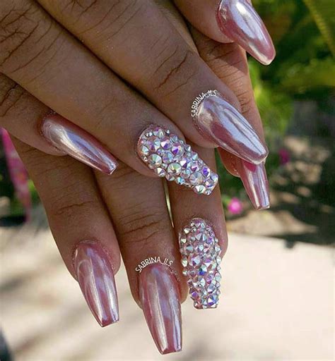21 Trendy Metallic Nail Designs To Copy Right Now Stayglam