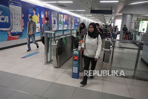 Mrt Jakarta Serves Ticket Vending Machines To Reduce Queues Republika