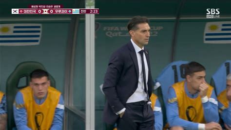 애슷푸랫소☕ On Twitter 우루과이 감독님 흐트러지니까 더 잘생겨짐😮‍💨 Txazmm6as3 Twitter