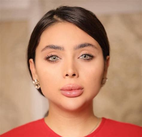 لنز طوسی سبز عسلی اپرا ماریانا