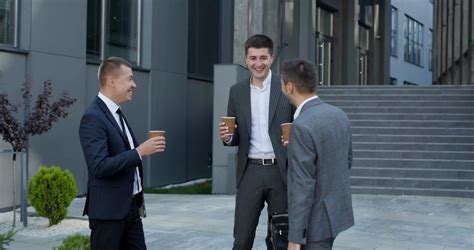 Научитесь заботиться о себе Каждый человек заботится о своем здоровье и благополучии но не